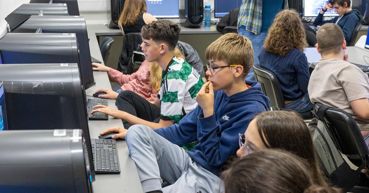 DkIT Inspiring the Next Generation of Computer Wizzes | DkIT